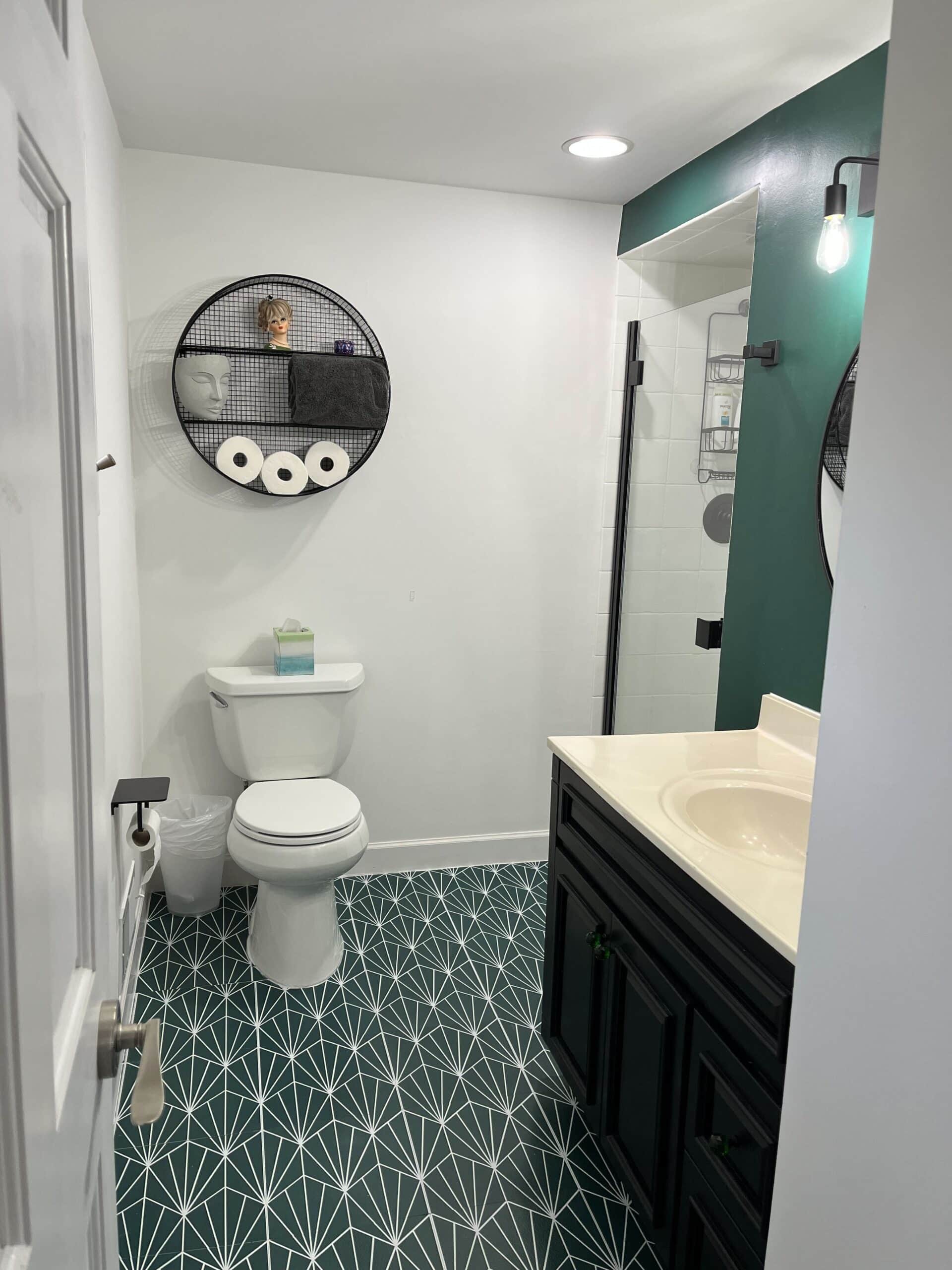 Look What I Got! 5 Employee Rewards Examples | WorkTango